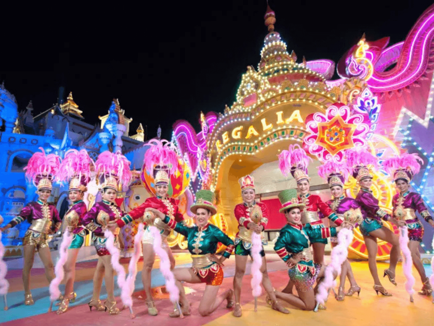 Experience the Carnival Magic Show - Enchanting Spectacle